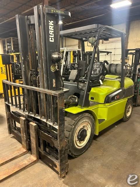 2015 LP Gas Clark C50S Pneumatic Tire 4 Wheel Sit Down