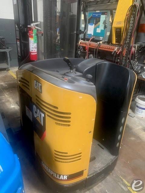 2006 Electric Cat NR4500 Electric Narrow Aisle Single Reach