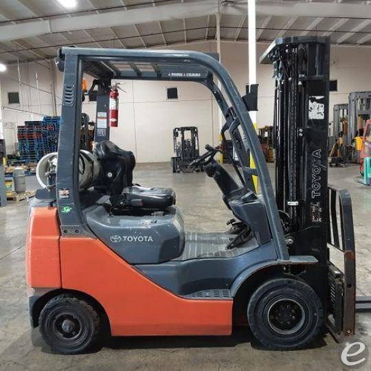 2018 LP Gas Toyota 8FGU18 Pneumatic Tire 4 Wheel Sit Down