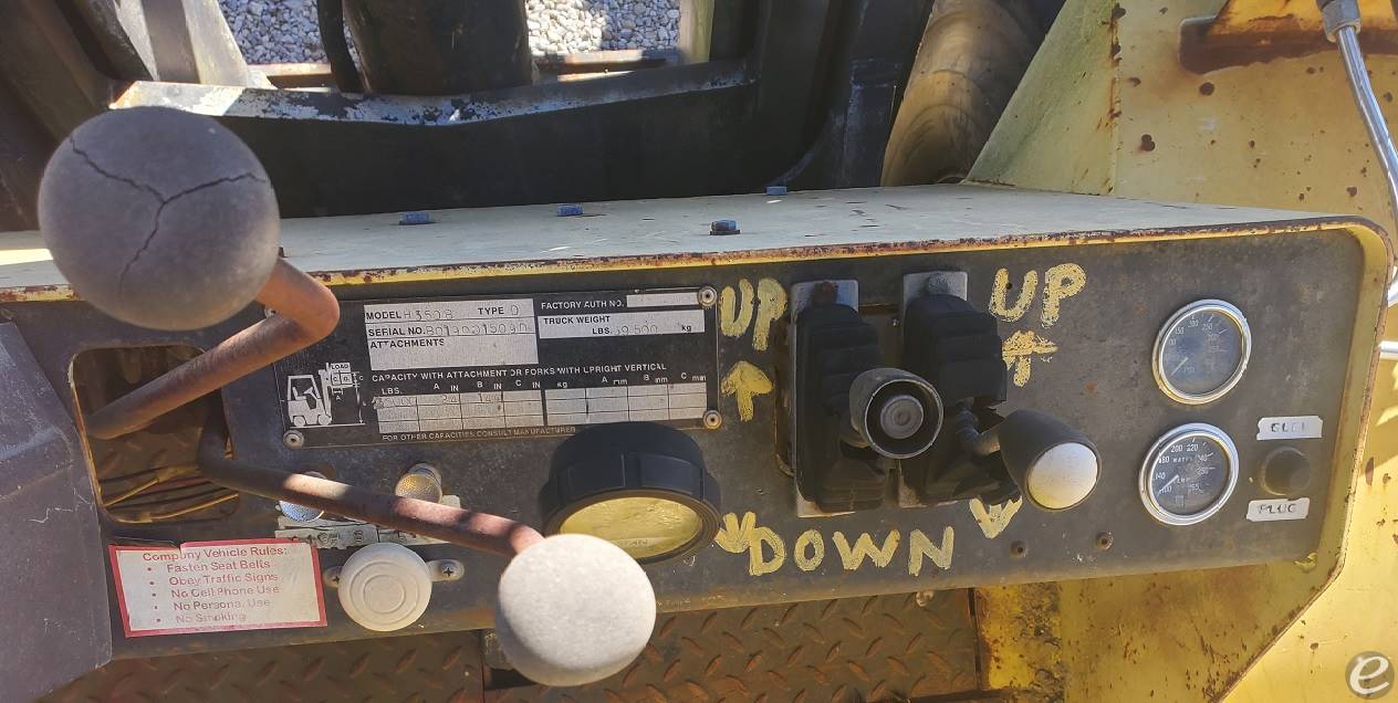 1983 Diesel Hyster H350B Pneumatic Tire 4 Wheel Sit Down