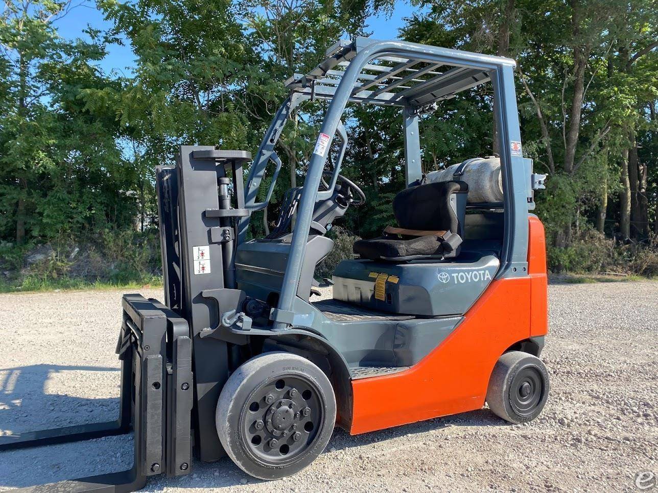 2016 Diesel Toyota Sit Down Rider 8FD35U - 123Forklift