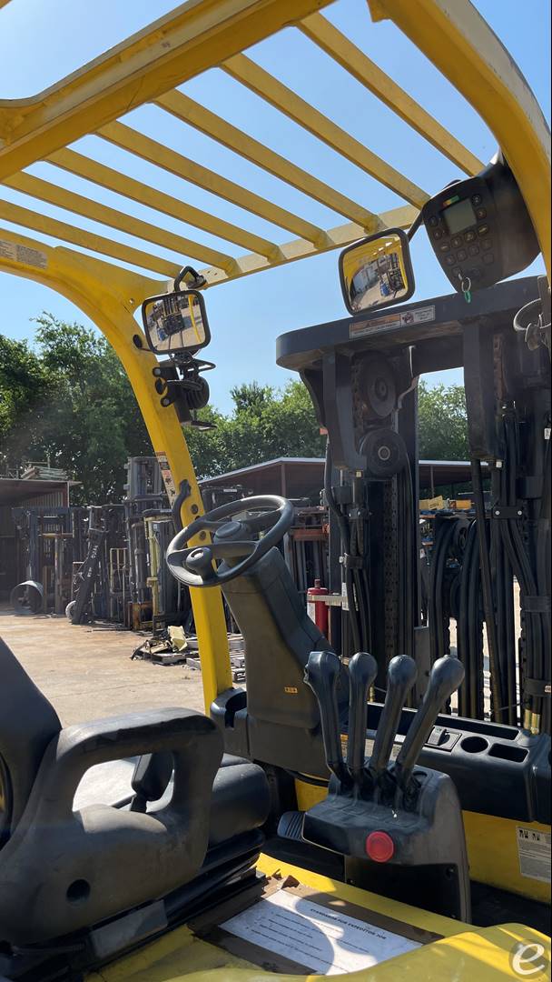 2016 Electric Hyster Cushion Tire 4 Wheel Sit Down (Indoor Warehouse ...