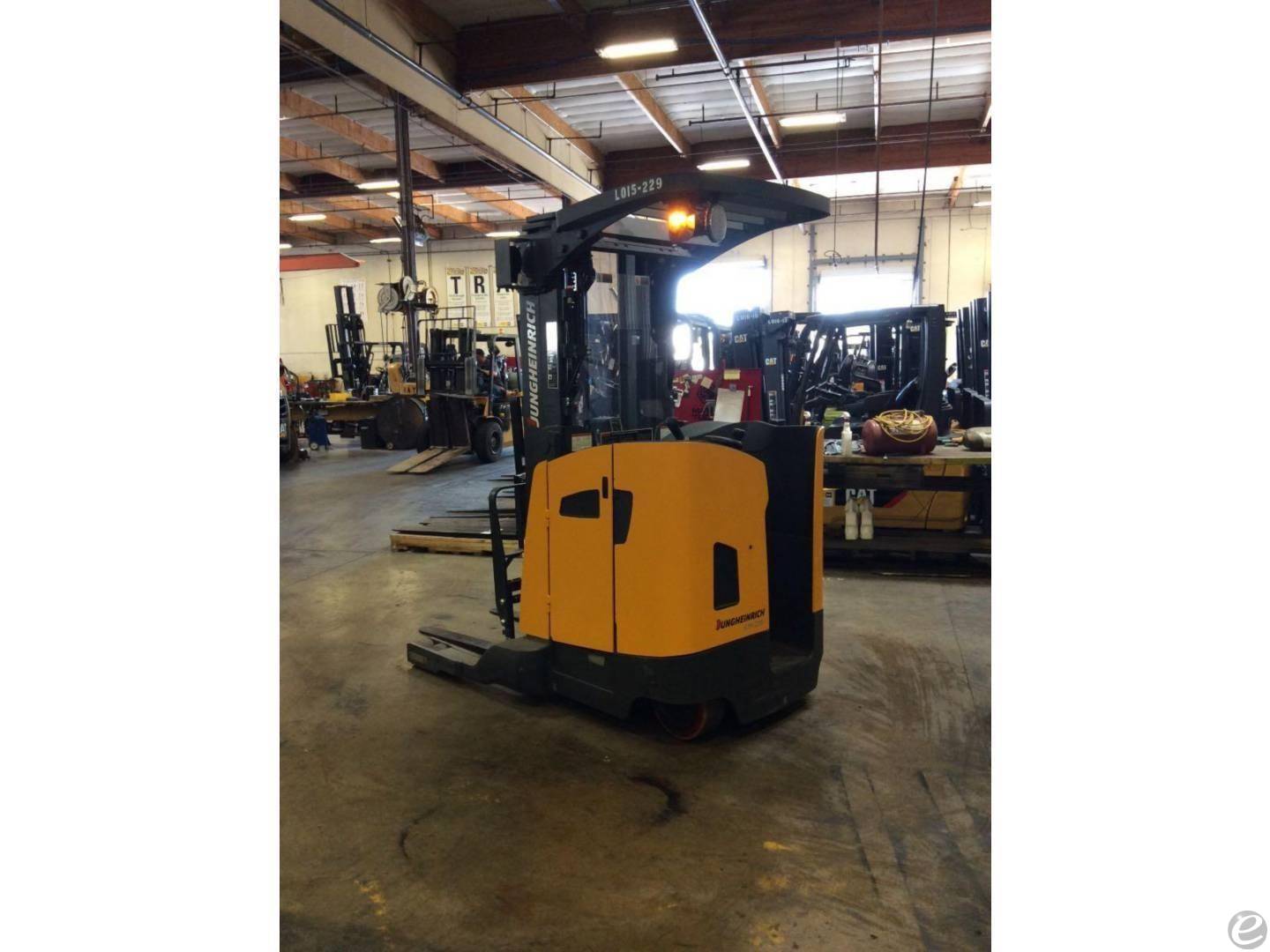 2016 Electric Jungheinrich ETR235 Electric Narrow Aisle Single Reach