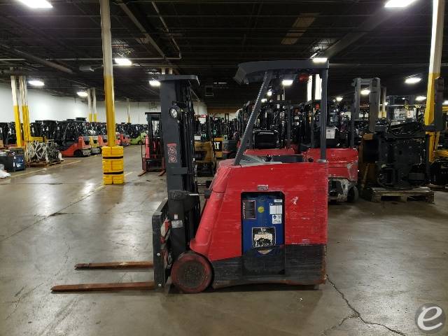 2016 Electric Raymond 425-C30TT Electric Stand Up End Control (Docker)