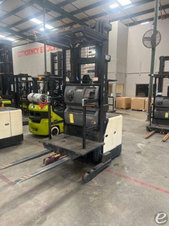 2009 Electric Crown SP3520-30 Electric Order Picker