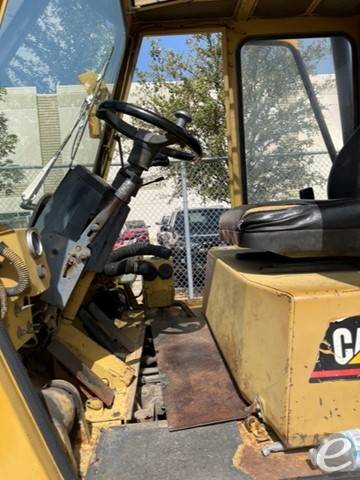 1980 Diesel Cat DP90 Pneumatic Tire 4 Wheel Sit Down