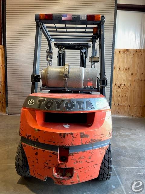2003 LP Gas Toyota 7FGU25 Pneumatic Tire 4 Wheel Sit Down