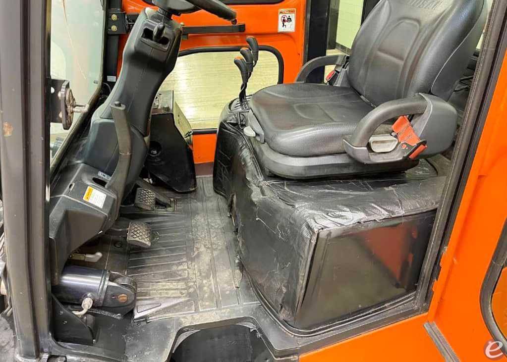 2016 LP Gas Doosan Pneumatic Tire 4 Wheel Sit Down | Eliftruck