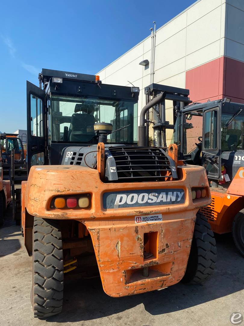 2012 Diesel Doosan D130S-5 Pneumatic Tire 4 Wheel Sit Down