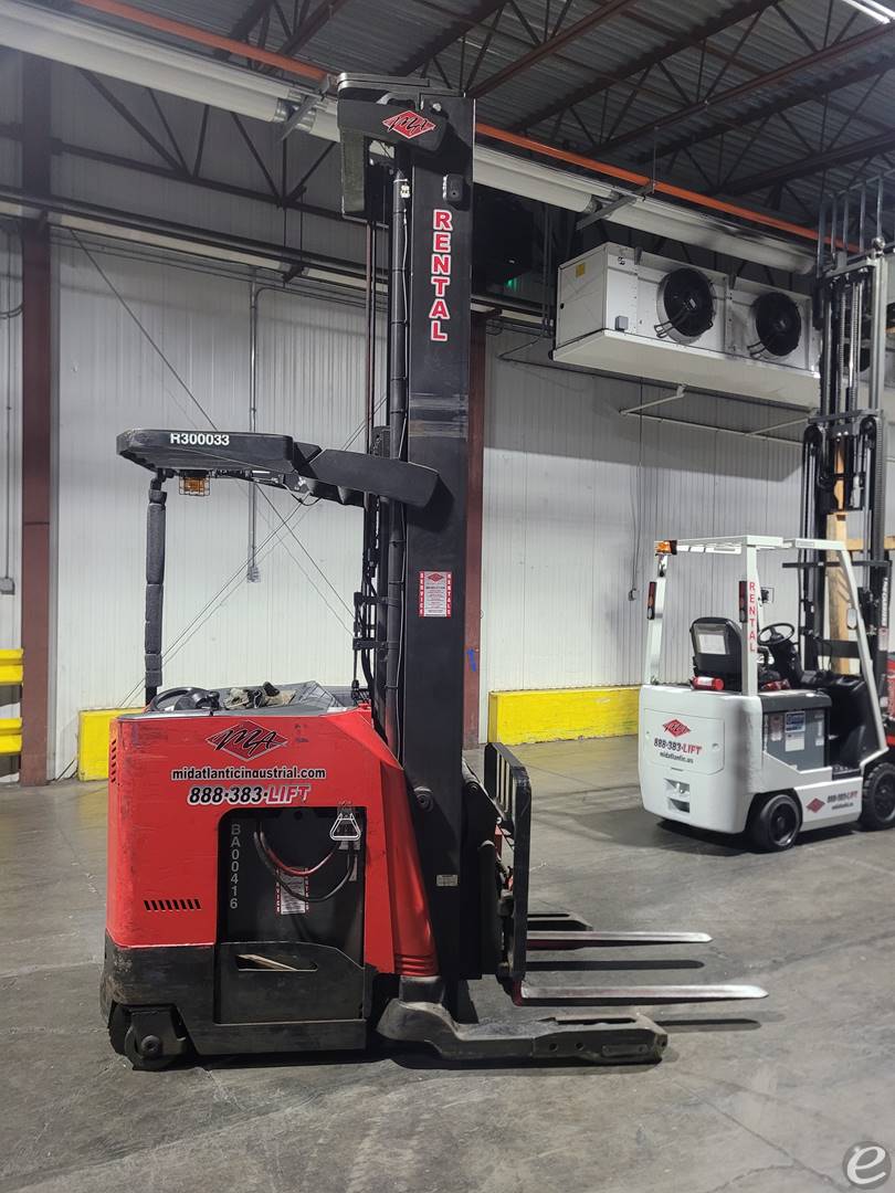 2010 Electric Raymond Electric Narrow Aisle Double Reach | Eliftruck