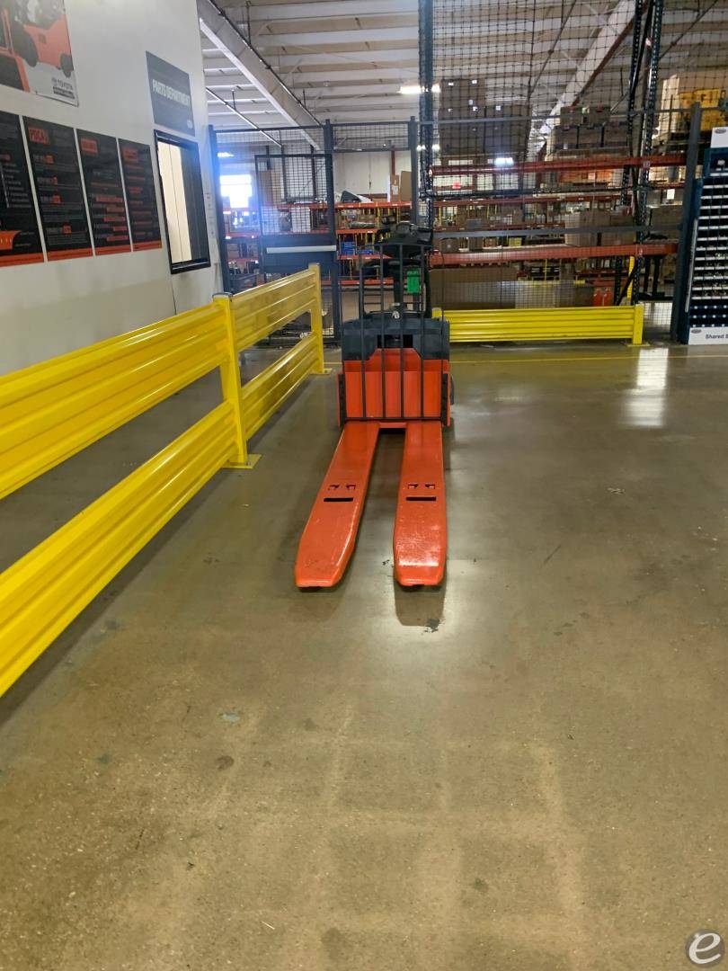 2008 Electric Toyota 8HBE40 Electric Walkie/Rider Pallet Jack