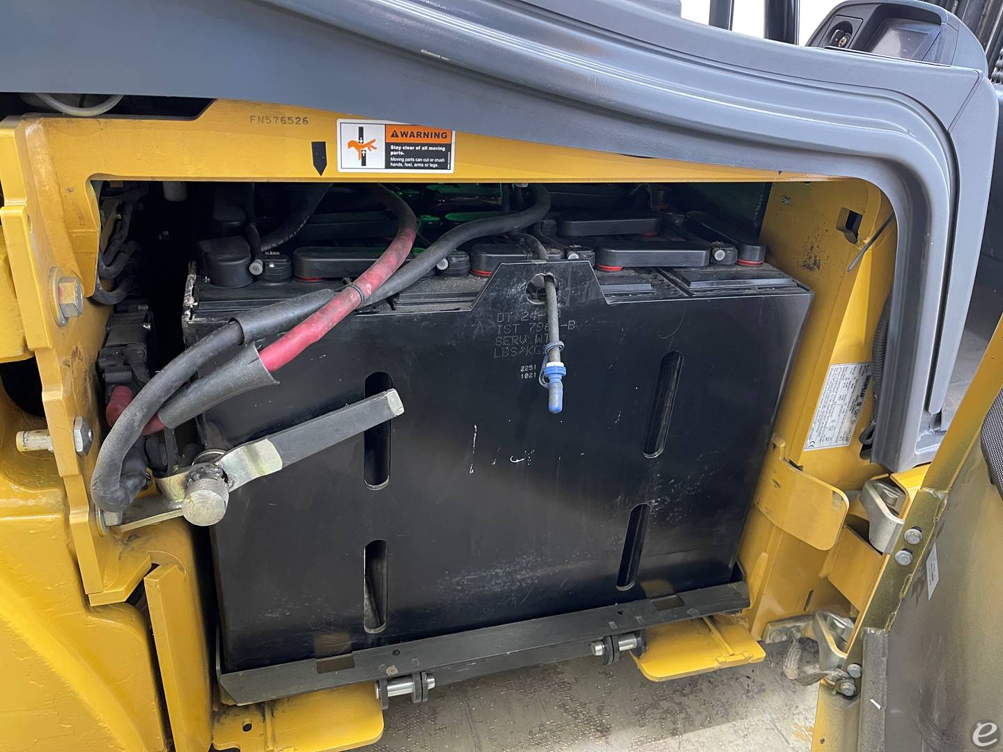 2018 Electric Cat 2ET4000 Electric 3 Wheel Sit Down