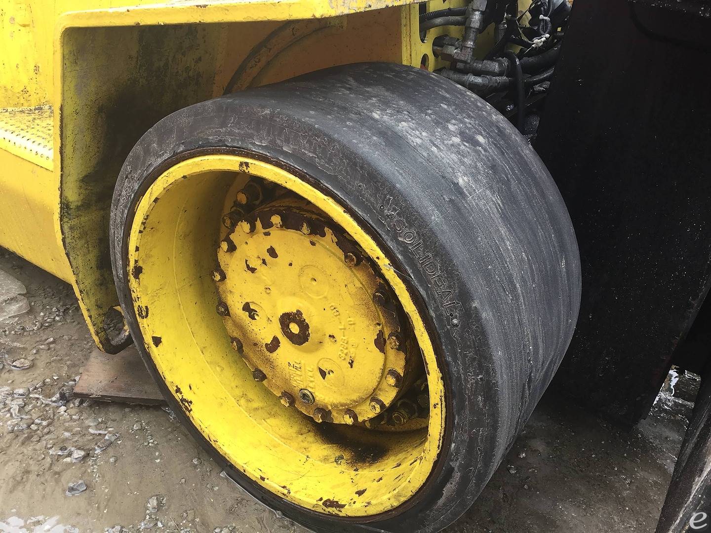 2008 LP Gas Hoist Liftruck F220 Cushion Tire 4 Wheel Sit Down (Indoor ...