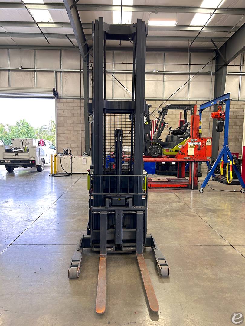 2019 Electric Clark Electric Narrow Aisle Single Reach | Eliftruck