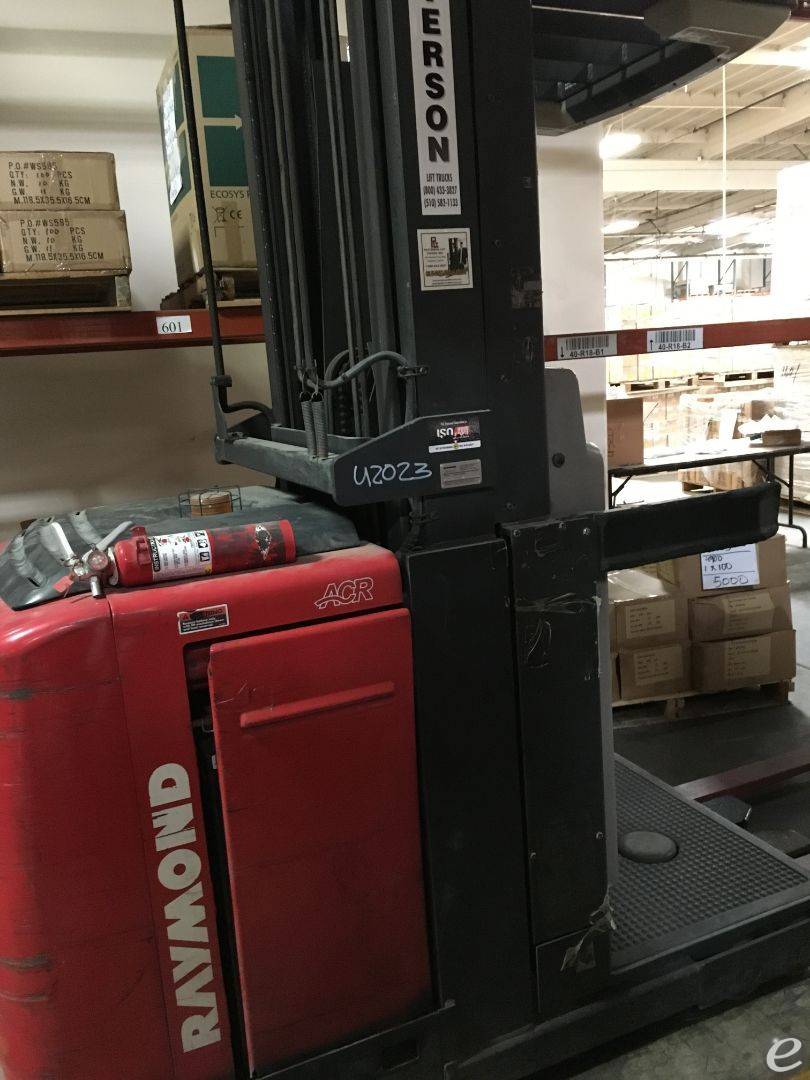 2006 Electric Raymond 540-OPC30TT Electric Order Picker