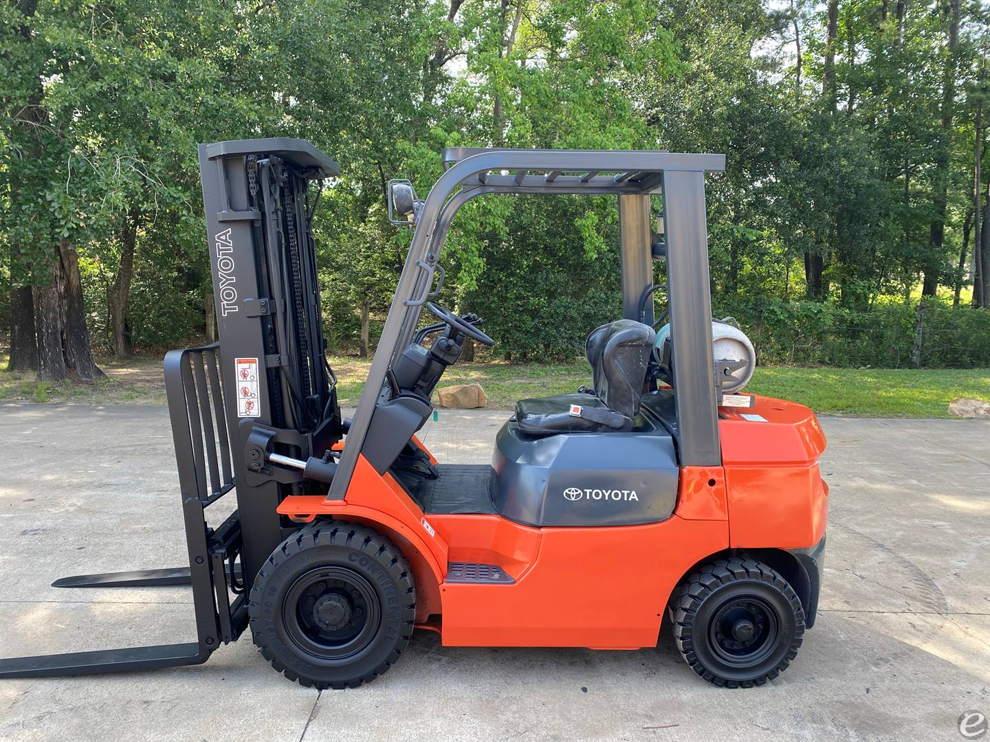 2006 LP Gas Toyota 7FGU25 Pneumatic Tire 4 Wheel Sit Down