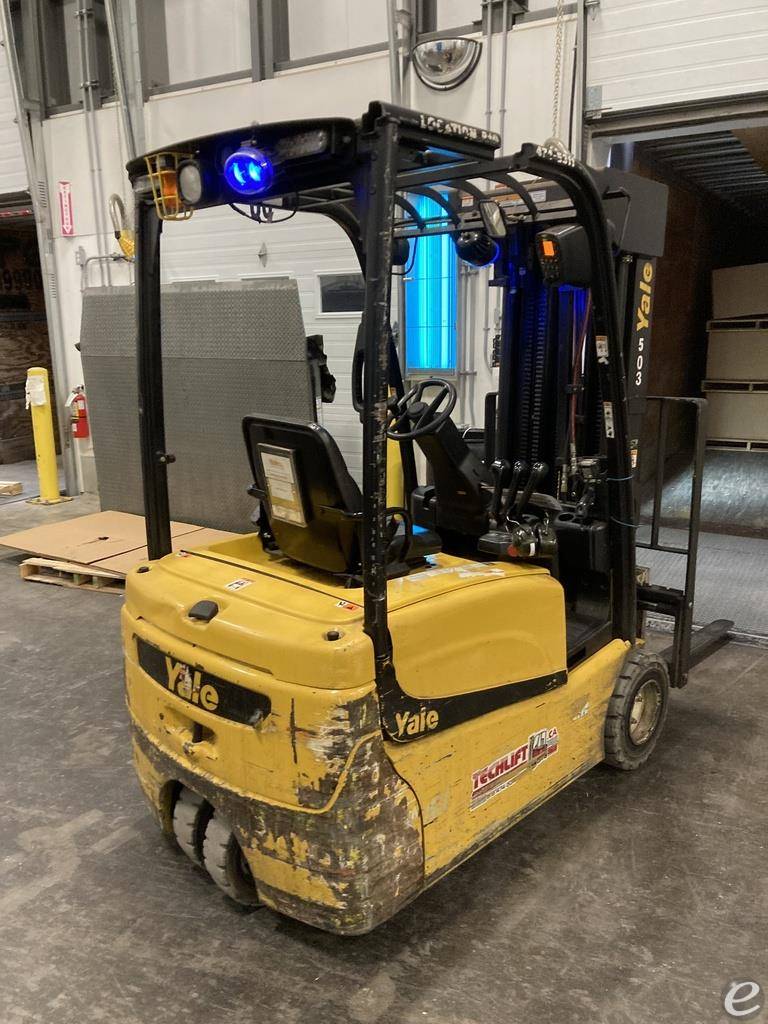 2015 Electric Yale ERP040VT Electric 3 Wheel Sit Down