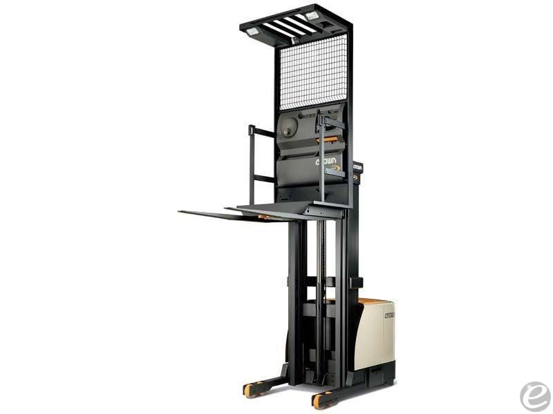 Electric Crown SP 3500-30 Electric Order Picker