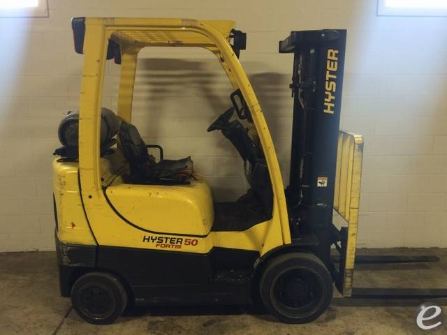 2009 LP Gas Hyster S50 Cushion Tire 4 Wheel Sit Down (Indoor Warehouse)