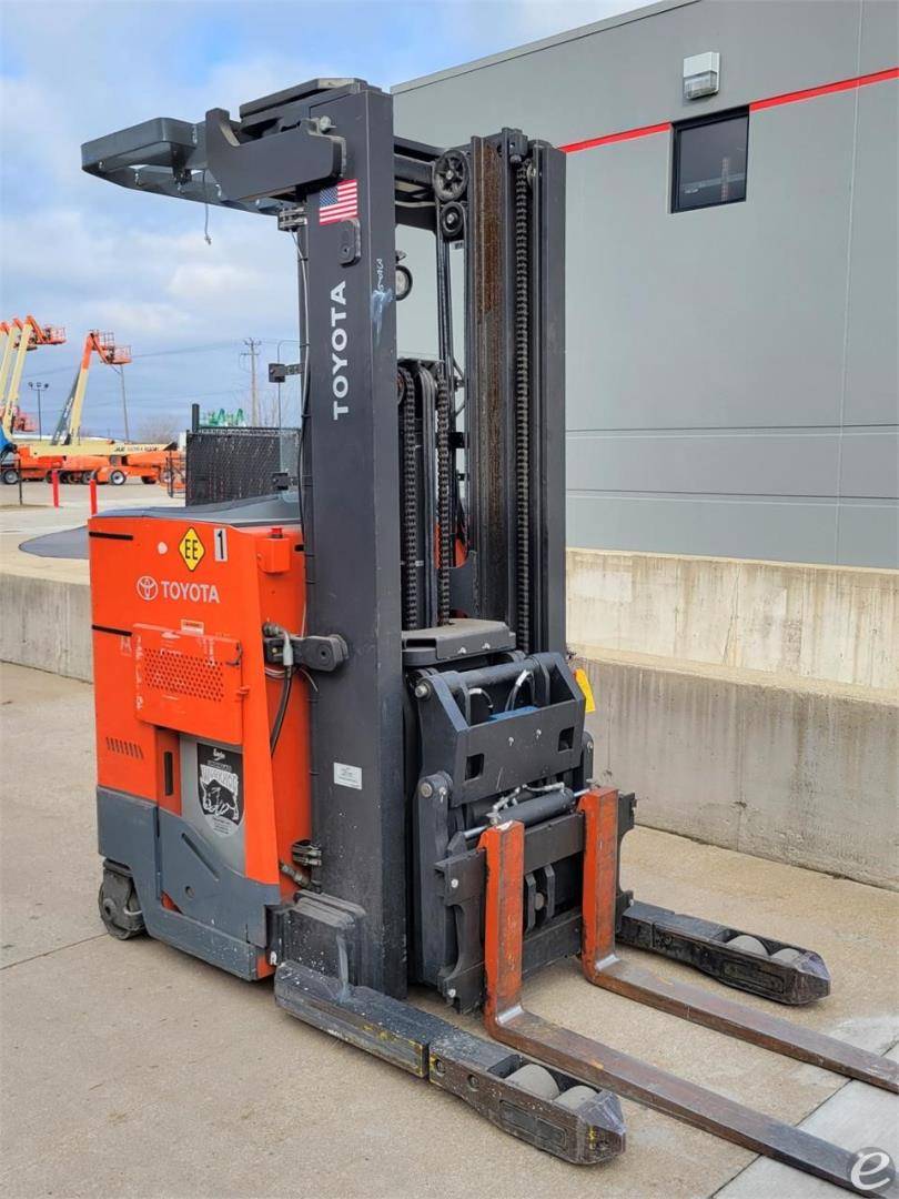 2019 Electric Toyota 9BDRU15 Electric Narrow Aisle Double Reach