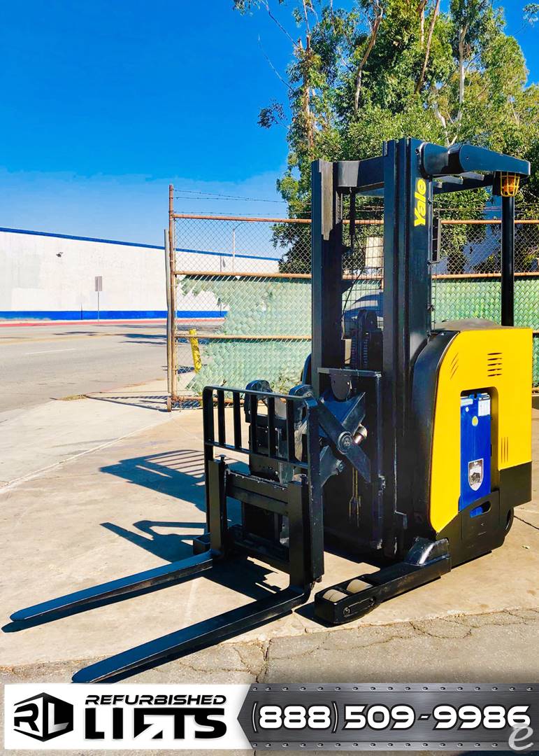 2012 Electric Yale NR040 Electric Narrow Aisle Single Reach