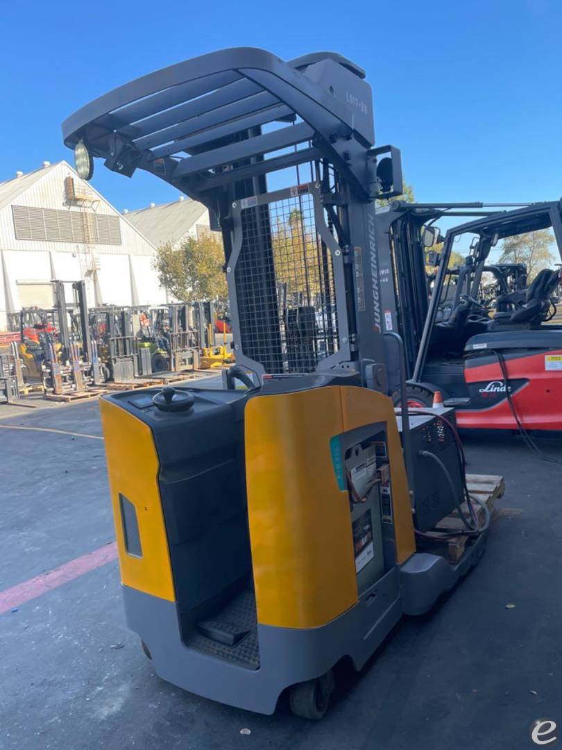 2020 Electric Jungheinrich ETR235A Electric Narrow Aisle Single Reach