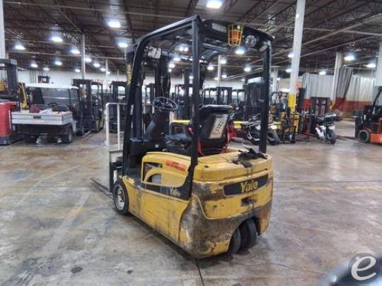 2019 Electric Yale ERP040 Electric 3 Wheel Sit Down