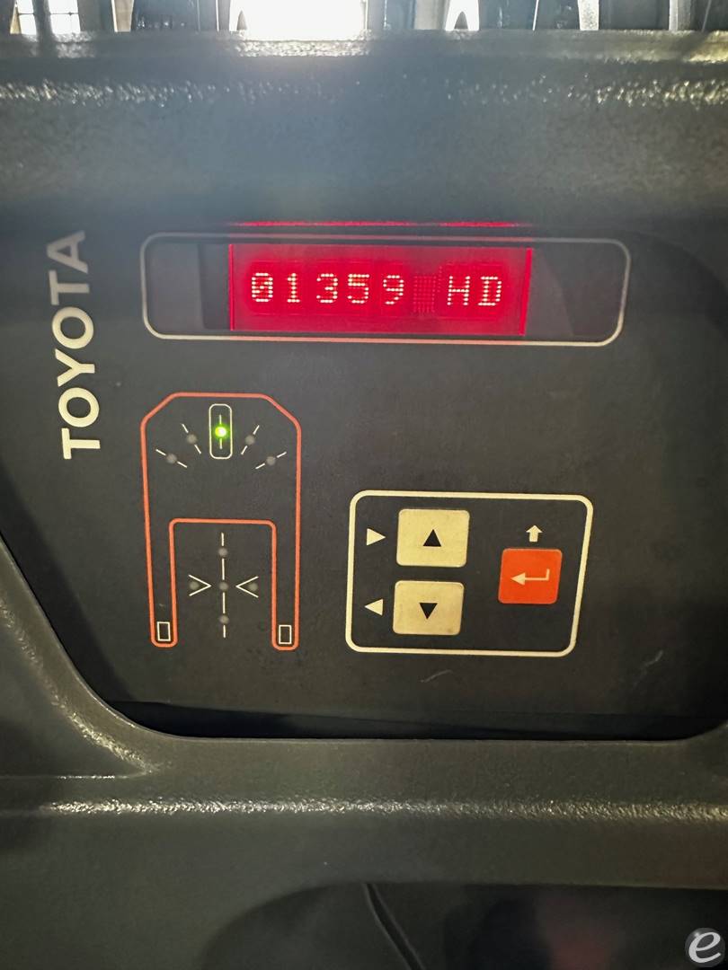 2020 Electric Toyota Electric Order Picker | Eliftruck