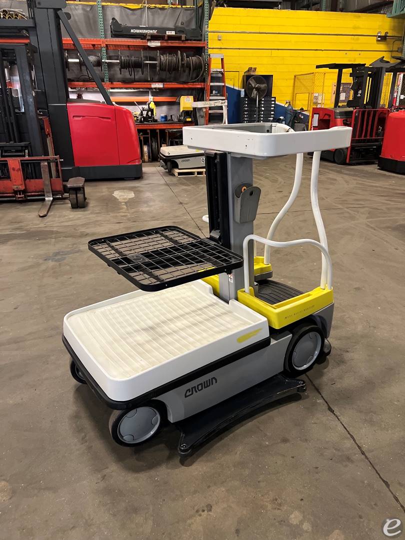 2015 Electric Crown WAV50-84 Aerial Work Platform