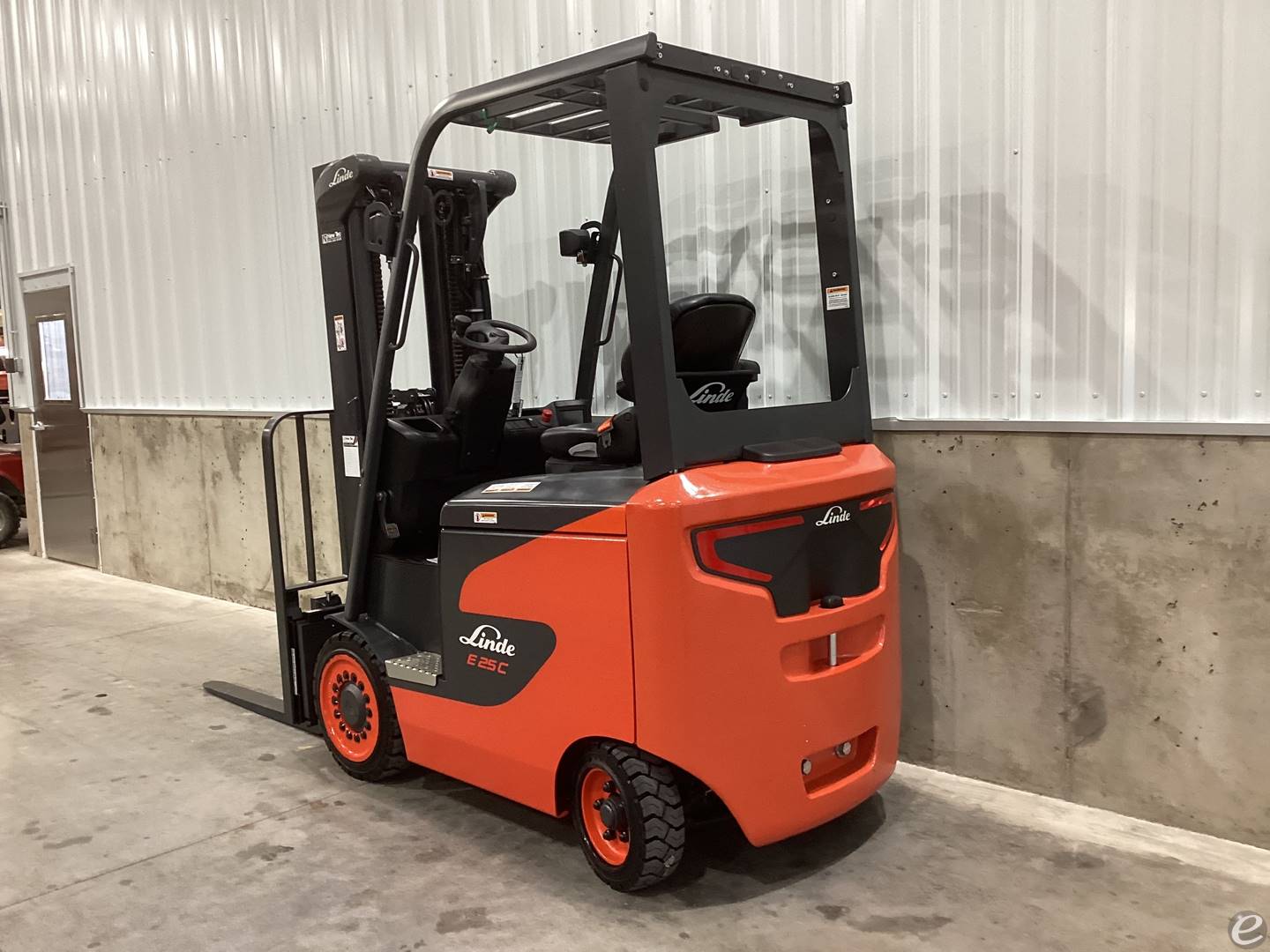 2023 Electric Linde E25C Electric 4 Wheel Sit Down