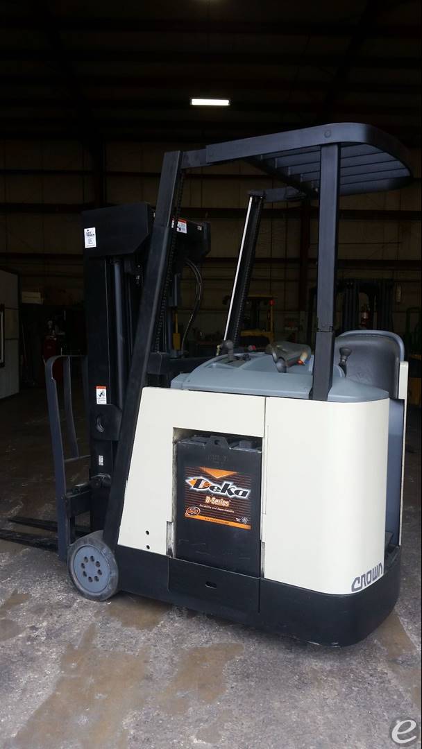 2000 Electric Crown RC3020-30 Electric Stand Up End Control (Docker)