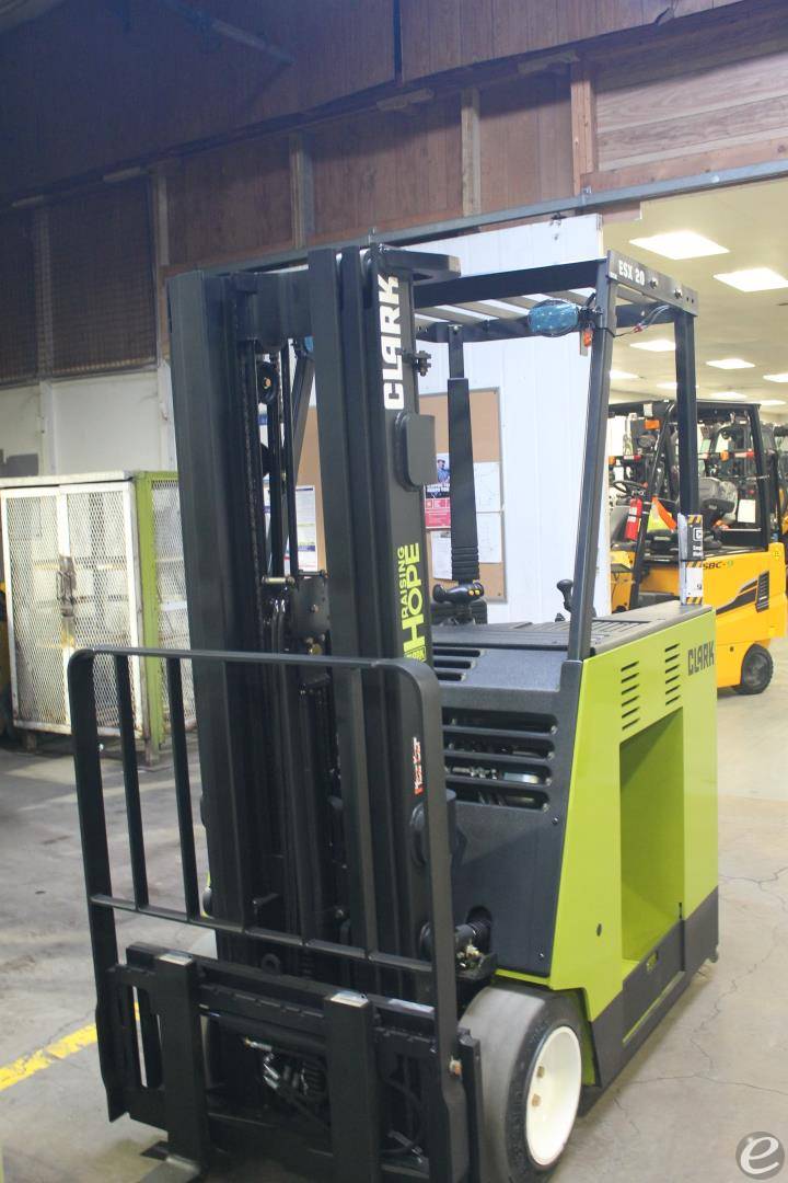 2019 Electric Clark ESX20 Electric Stand Up End Control (Docker)