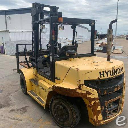 2016 Diesel Hyundai 70D-7A Pneumatic Tire 4 Wheel Sit Down