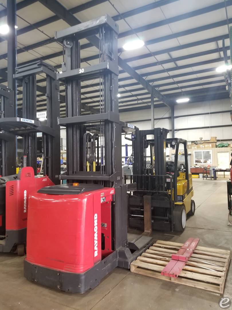 2012 Electric Raymond 560-OPC30TT Electric Order Picker