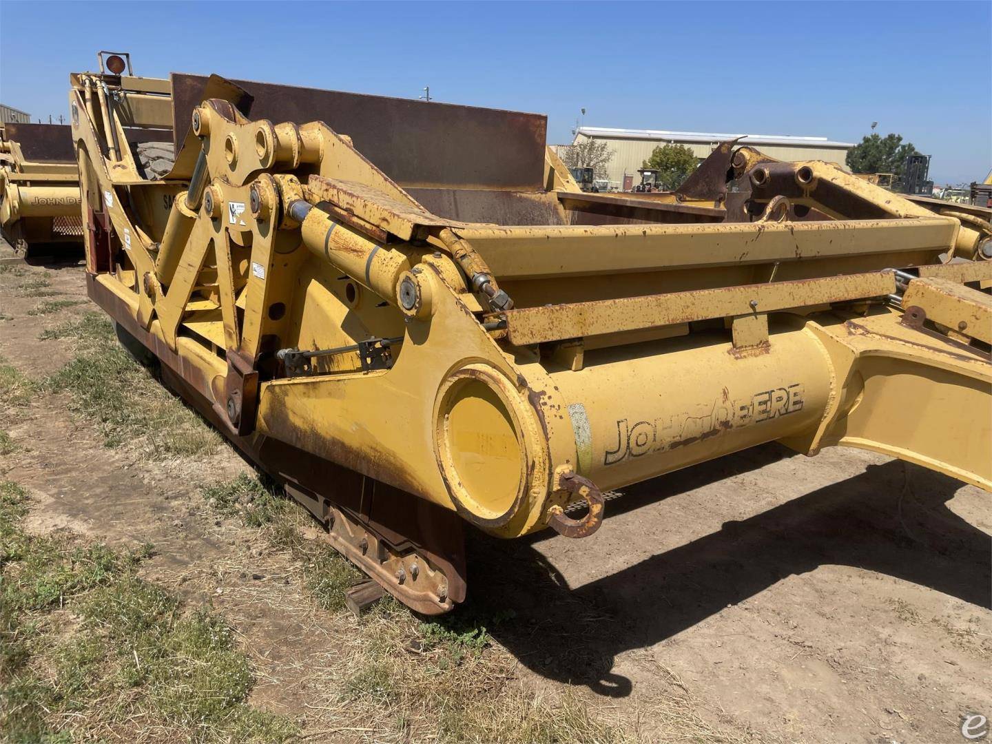 2003 John Deere 1810E Earth Moving and Construction