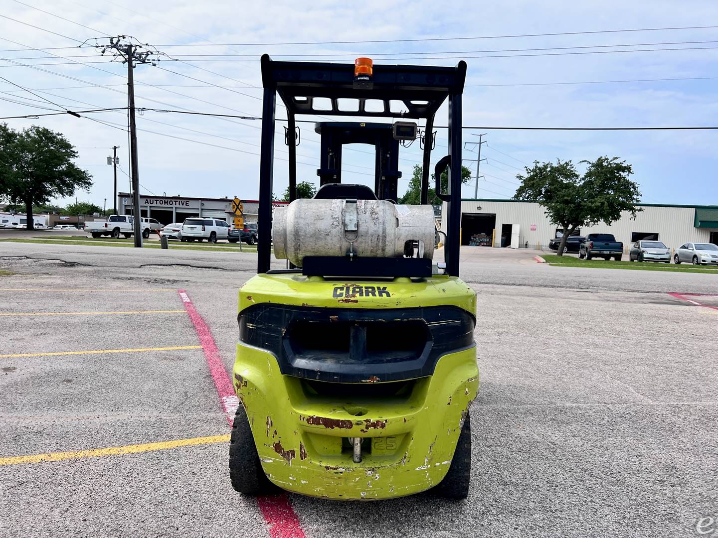 2018 LP Gas Clark S25L Pneumatic Tire 4 Wheel Sit Down