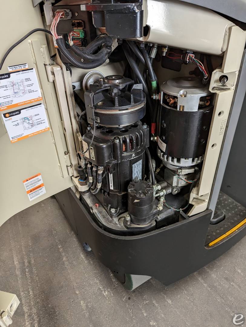 2012 Electric Crown RR5715-35 Electric Narrow Aisle Single Reach