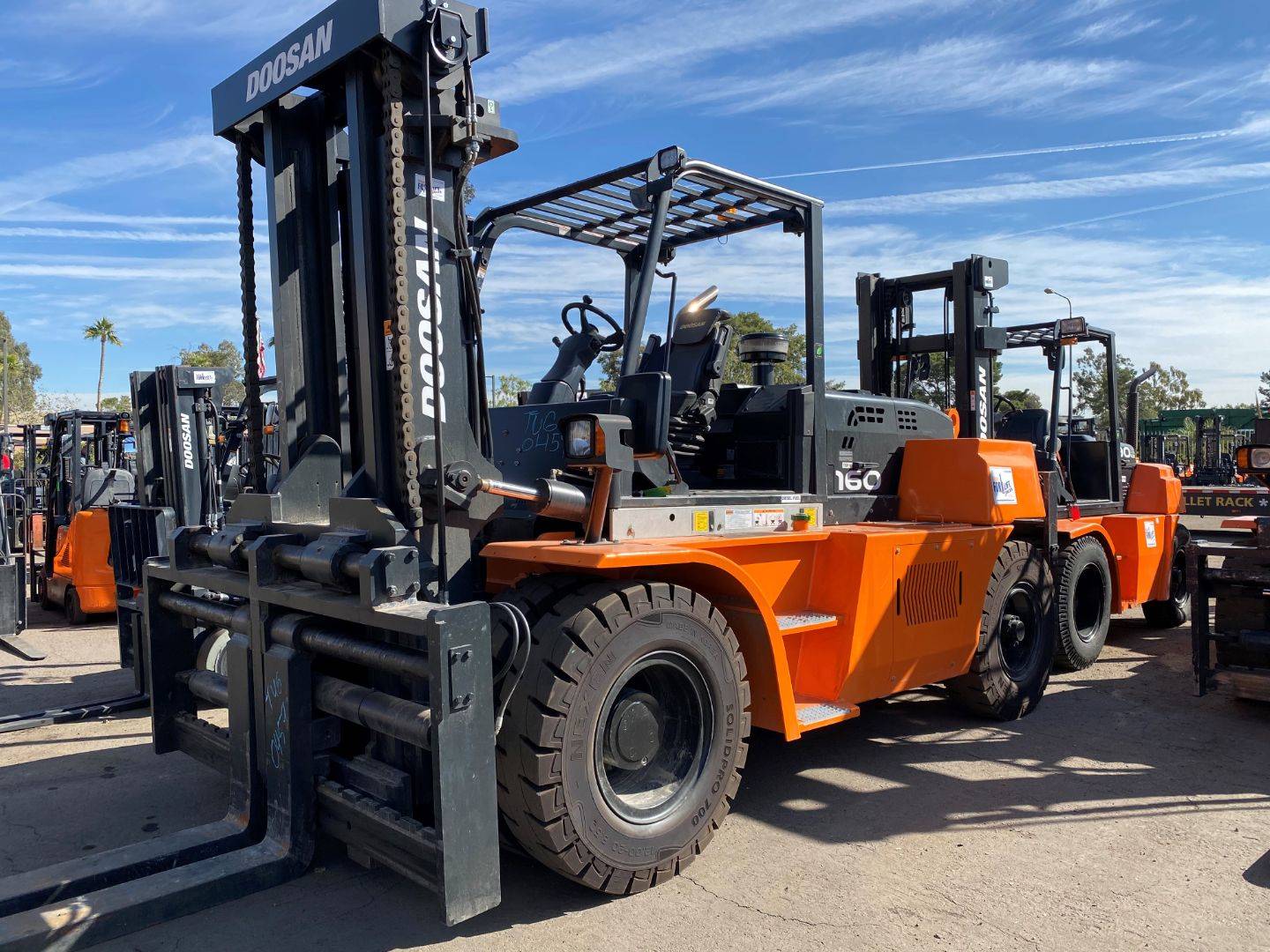 2019 Diesel Doosan D160S-7 Pneumatic Tire 4 Wheel Sit Down