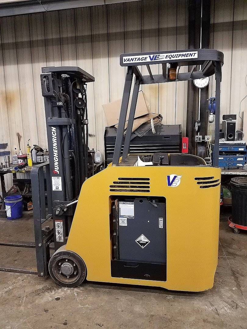 2014 Electric Jungheinrich ETG340 Electric Stand Up End Control (Docker)
