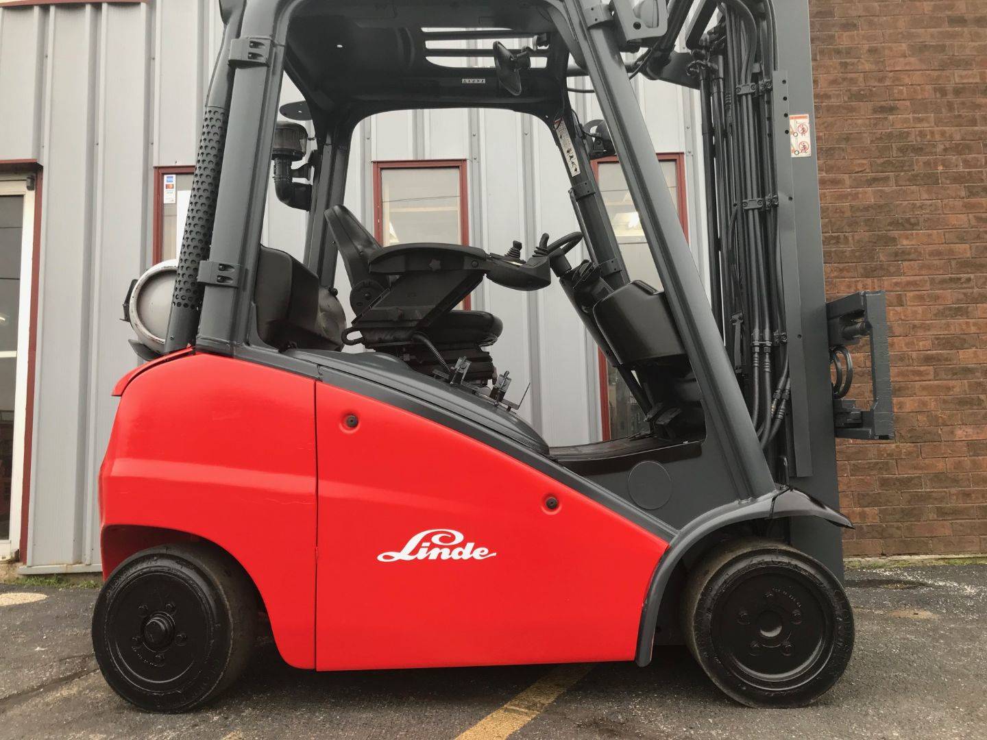 2007 LP Gas Linde H20CT-600 Cushion Tire 4 Wheel Sit Down (Indoor ...