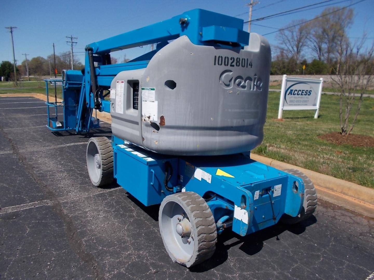 2012 Electric Genie Z40/23NRJ Articulated Boom