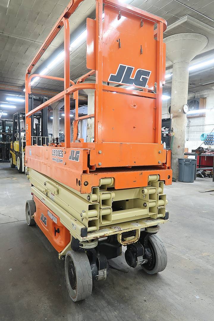 2016 Electric JLG 1930ES Slab
