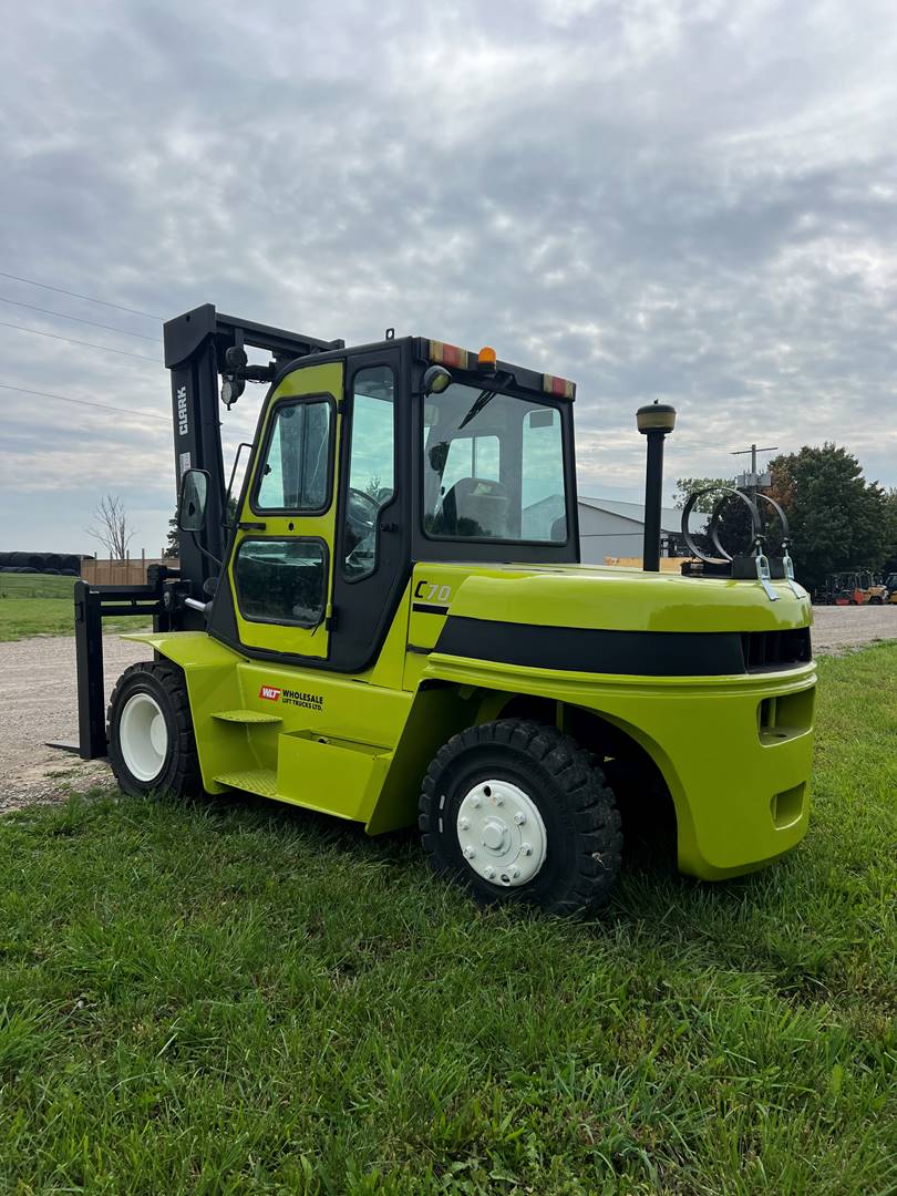 A wide selection of Clark Forklifts with 1 in stock and available for ...