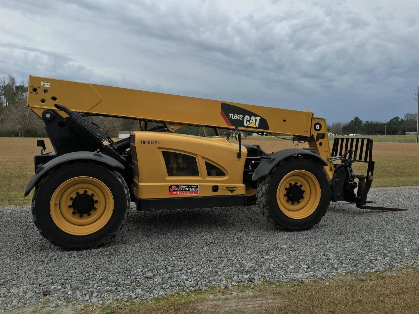 2011 Diesel Cat TL642 Telehandlers (Telescopic Mast)