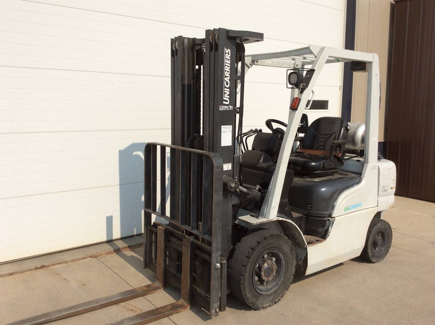 2016 LP Gas Unicarriers PF50LP Pneumatic Tire 4 Wheel Sit Down