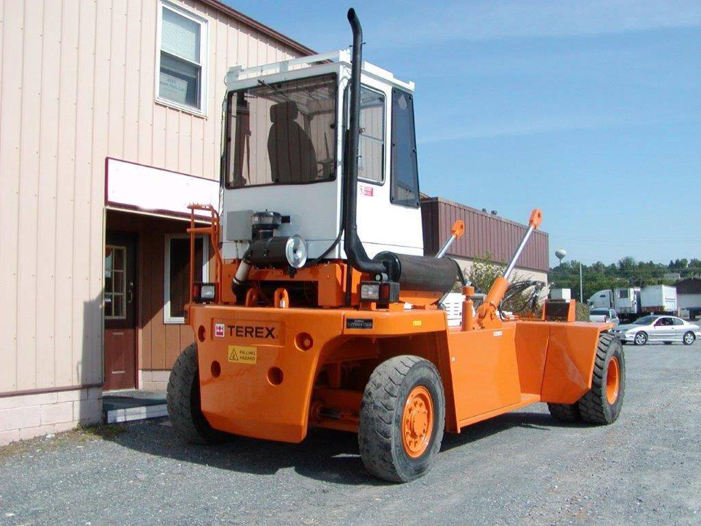 2006 Diesel Terex FDC-25-K6 Container Handlers (Loaded/Empty)
