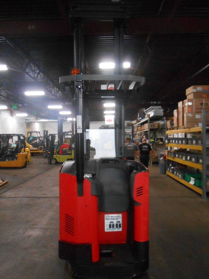 2009 Electric Raymond 7400-R45TT Electric Narrow Aisle Single Reach