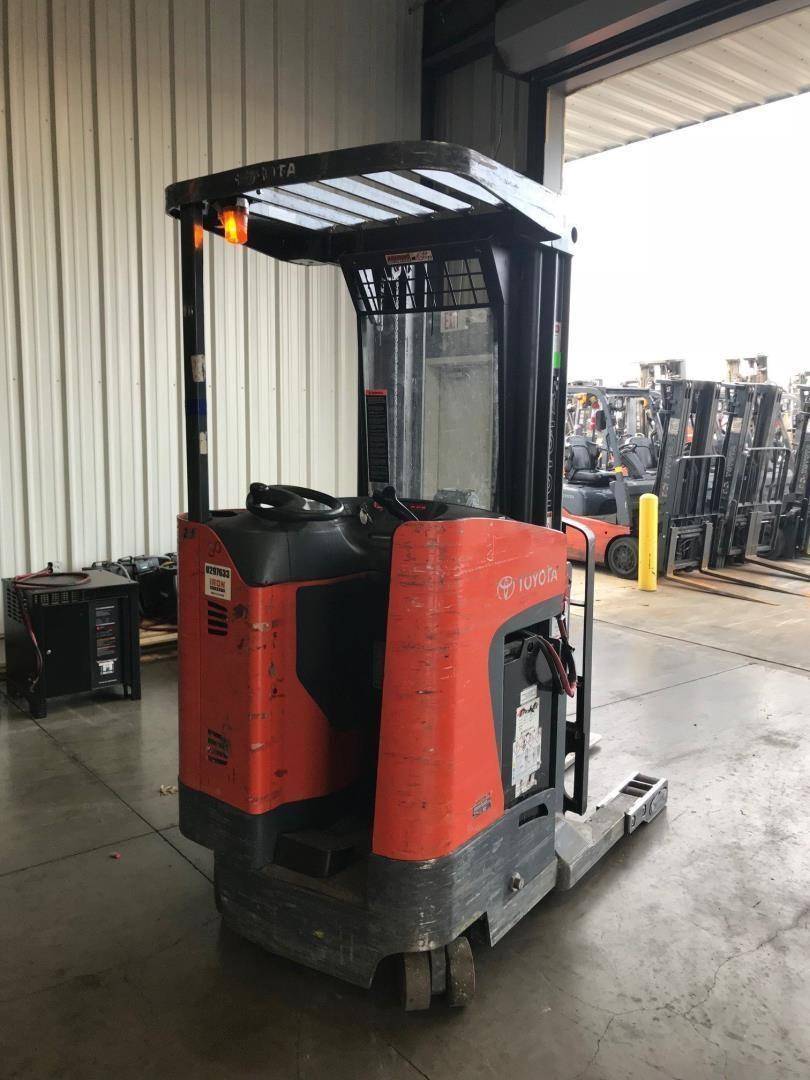 2016 Electric Toyota 8BRU18 Electric Narrow Aisle Single Reach