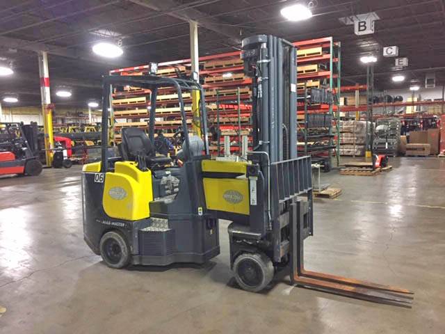 2014 Electric Aisle-Master 44SE Multi Directional IC & Electric Sideloading