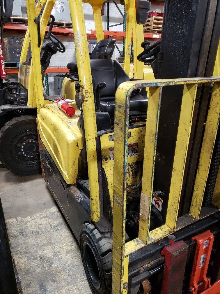 2013 Electric Hyster J40XNT Electric 3 Wheel Sit Down